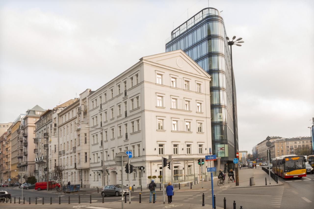 Biura Zabytkowa Kamienica Mieszkalna Polna Corner, Progi 1, Warszawa | ShareSpace
